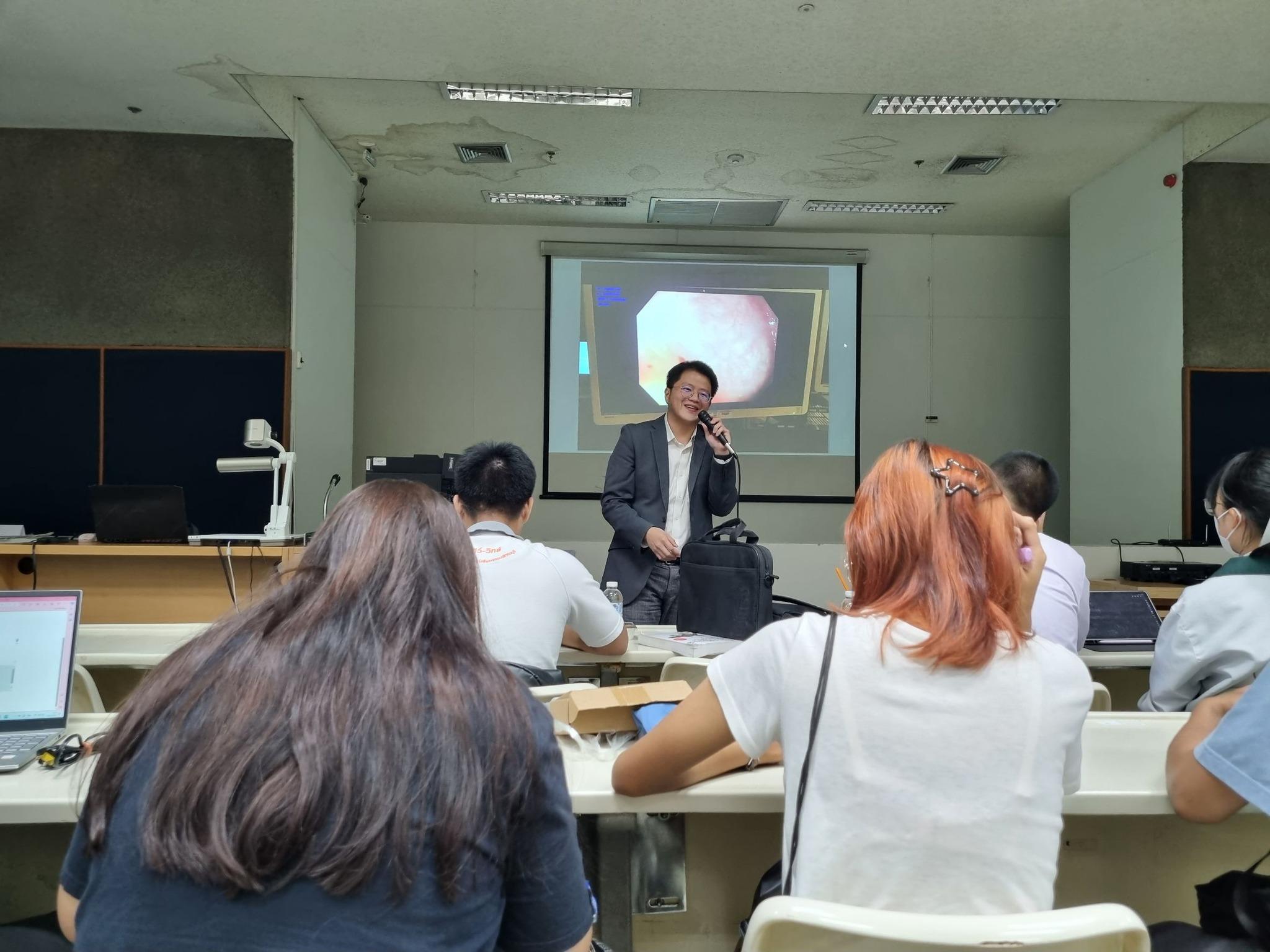 ภาควิชาฟิสิกส์ คณะวิทยาศาสตร์ จัดโครงการอบรมเชิงวิชาการในหัวข้อ “การนำ ...